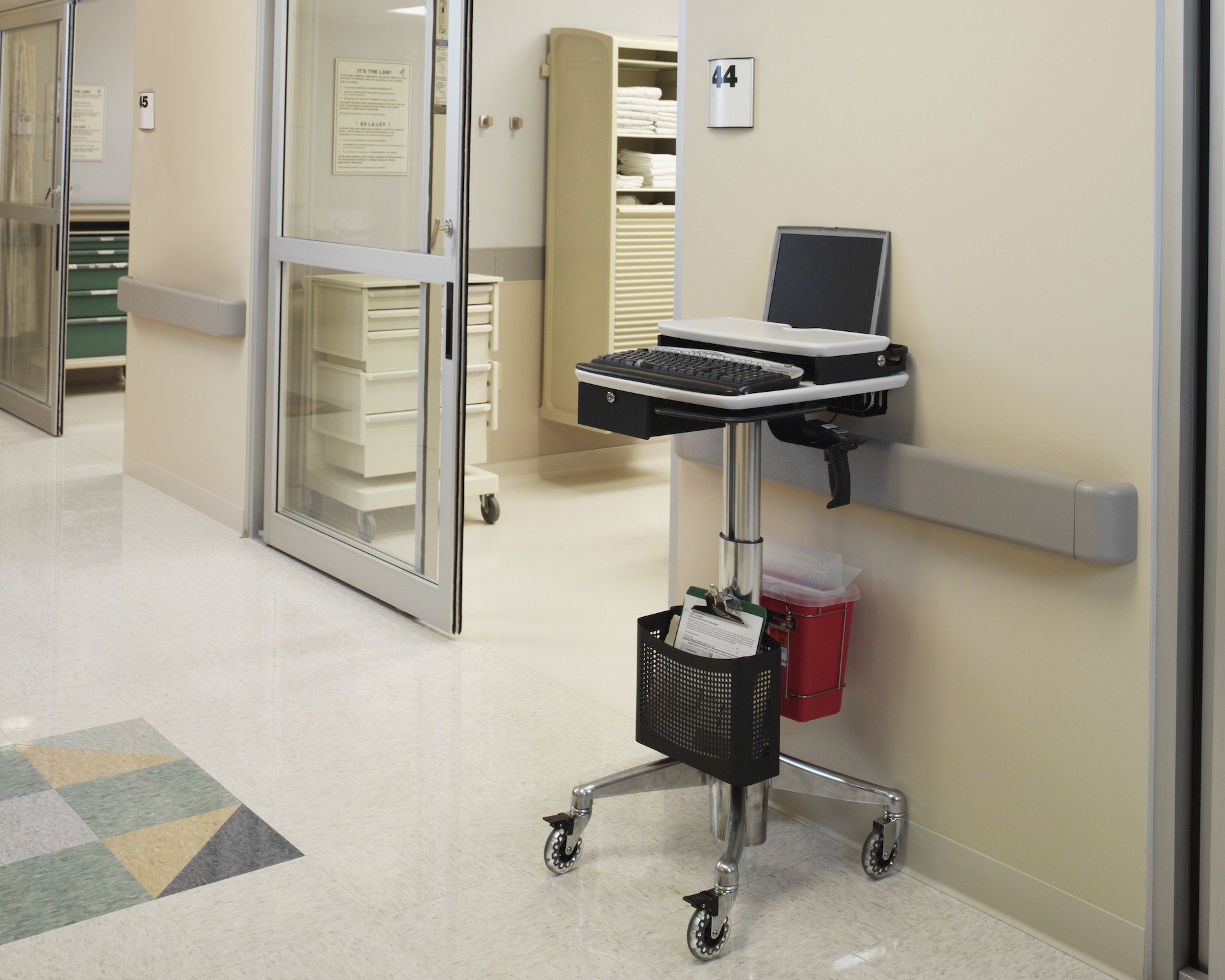 Mobile Technology Cart - Herman Miller