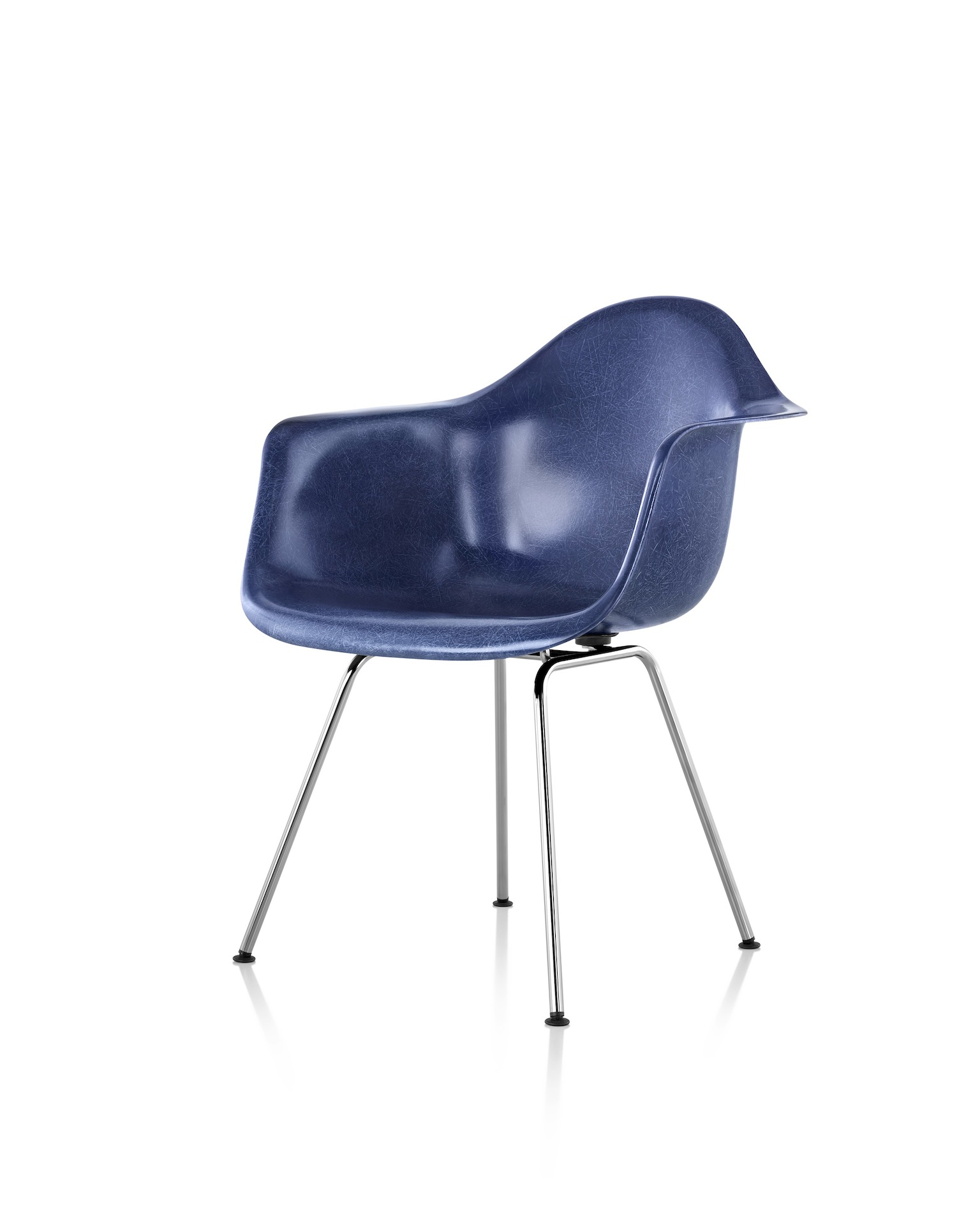 Eames Molded Fiberglass Armchair, 4-Leg Base - Herman Miller
