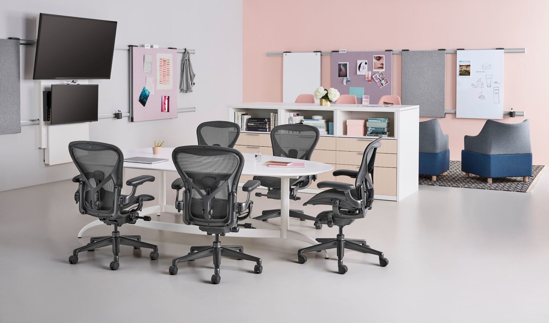 Aeron Chairs with Exclave - Herman Miller