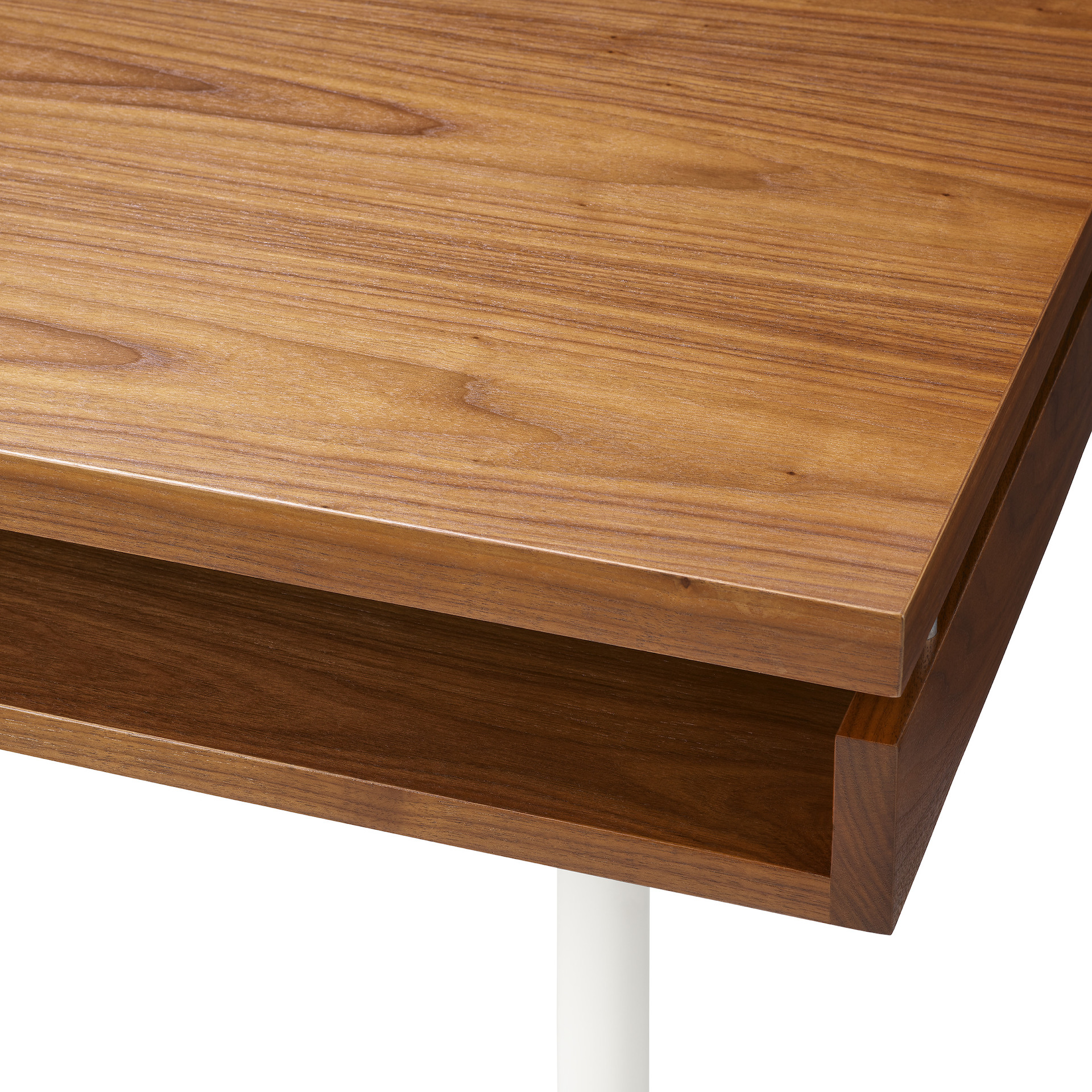 Eames 2500 Series Executive Desk - Herman Miller