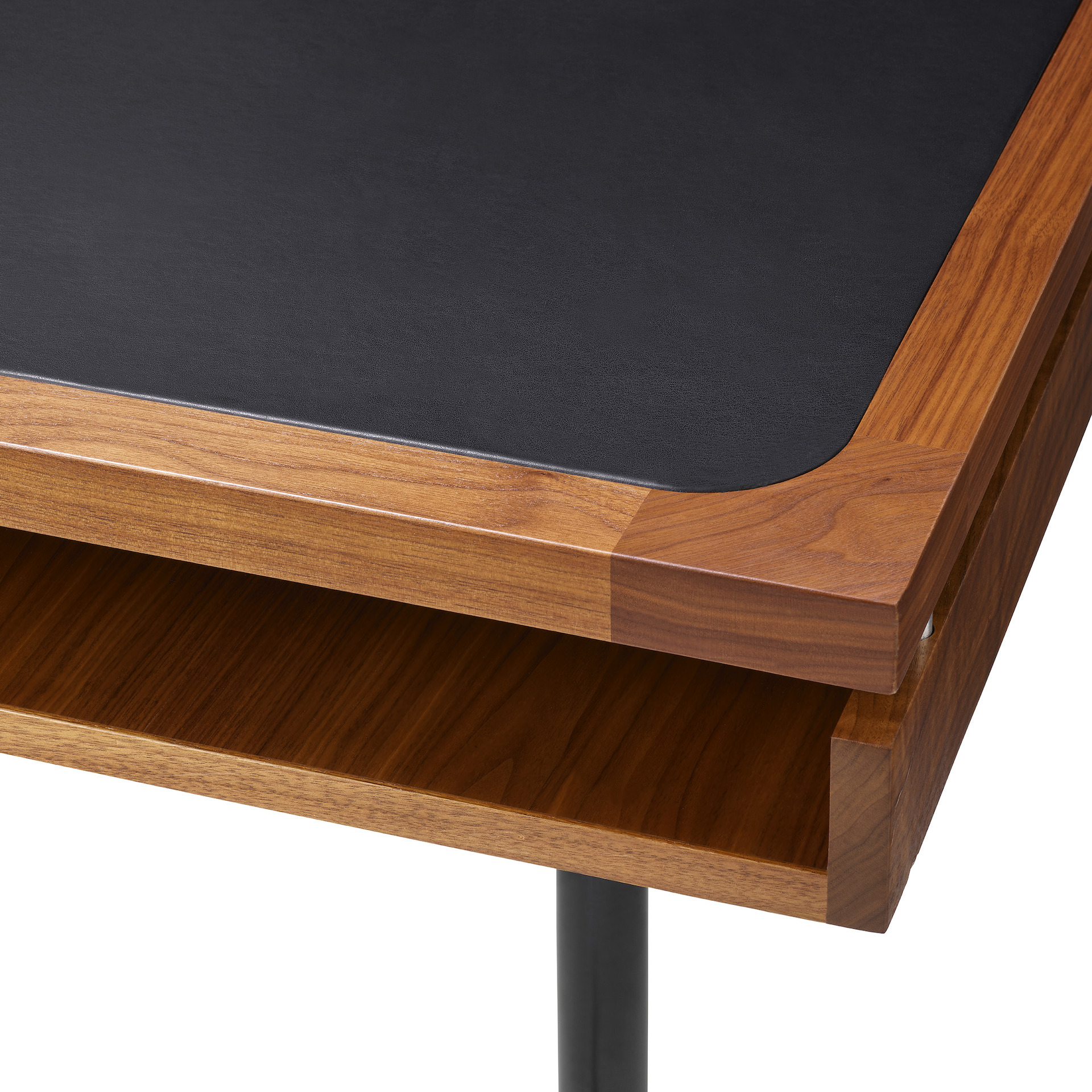 Eames 2500 Series Executive Desk - Herman Miller