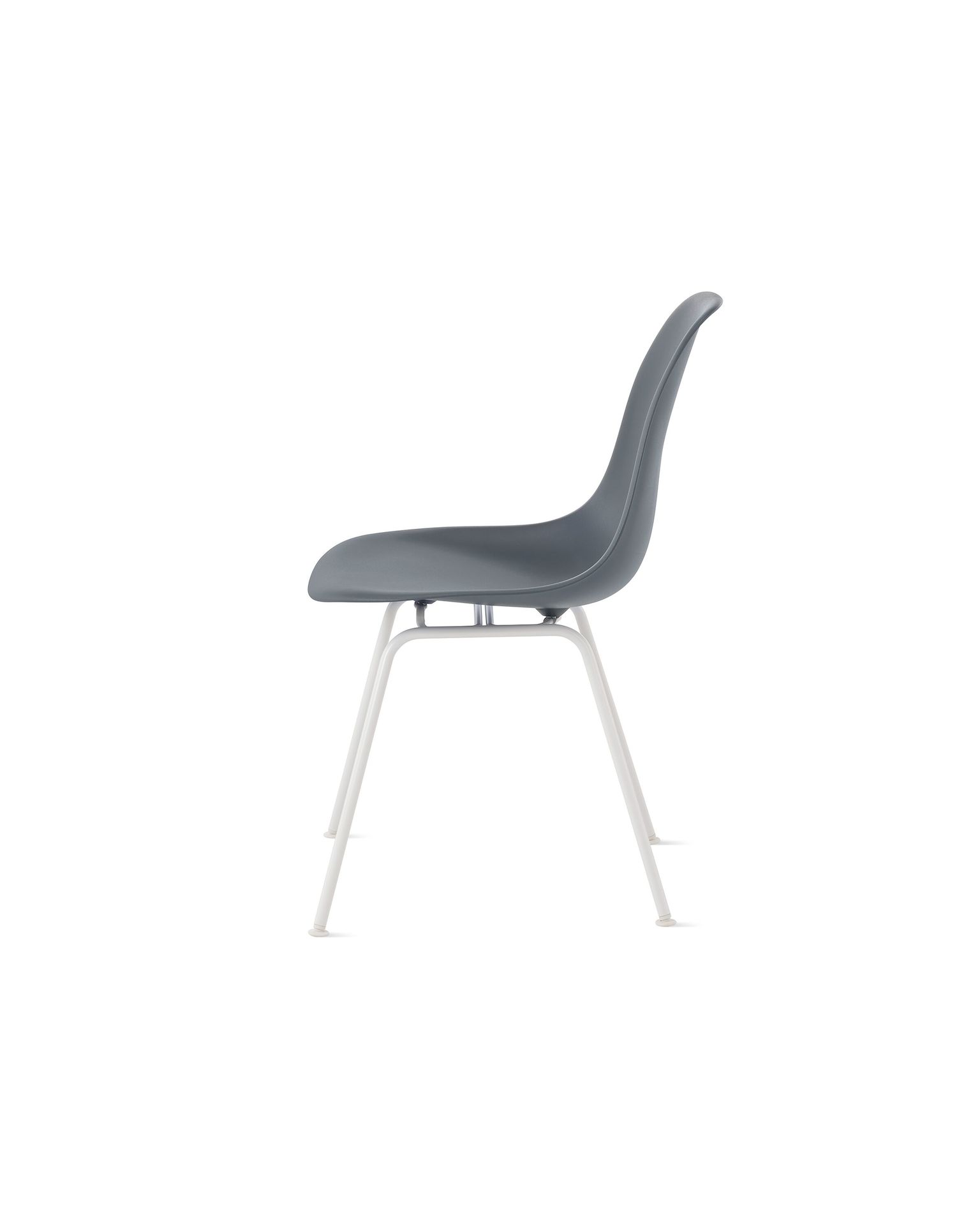 Eames Molded Plastic Chair - Herman Miller